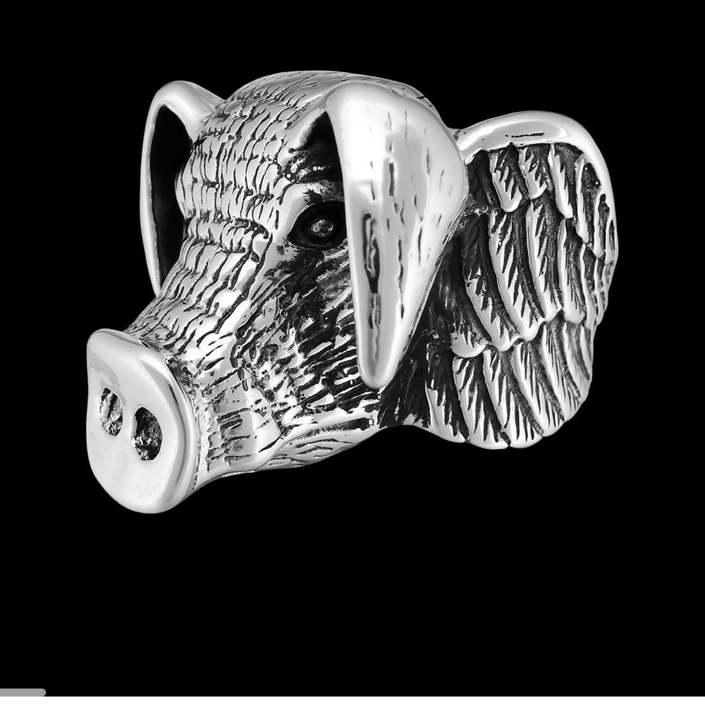 Stranger Things Eddie Munson Hog With Wings Ring - Gem